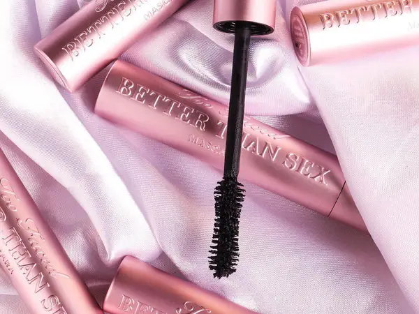 Top 5 Mascaras of 2020 - Brands Blogger